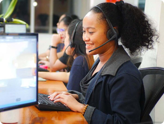 Unleash exceptional outsourced customer support with Boldr.